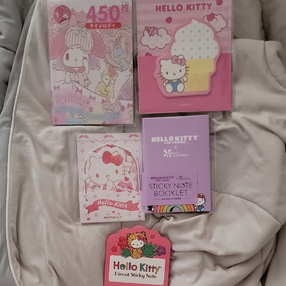 Hello Kitty | Office | Hello Kitty Sticky Note Collection Set Of 5 ...